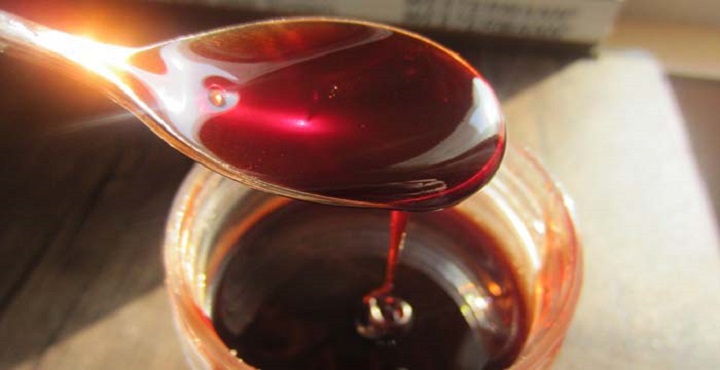 بهترین و راحت‌ ترین روش تهیه شیره خرمالو - مجله اکالا